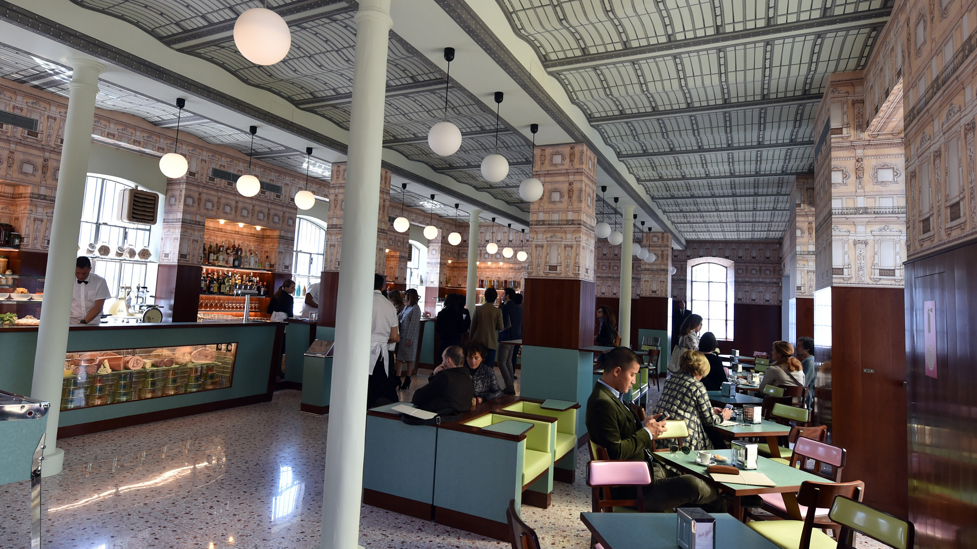 Wes Anderson se lance dans la décoration avec Prada